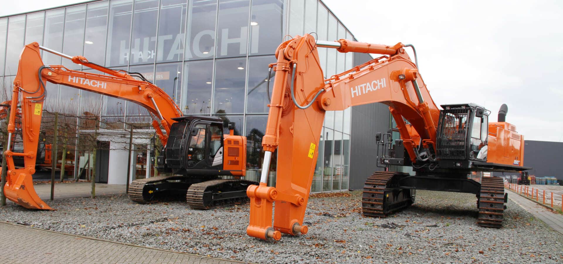 Hitachi -maanrakennuskoneet 40 vuotta Suomessa